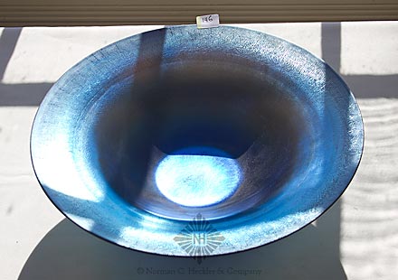 Lot 159: Art Glass Bowl